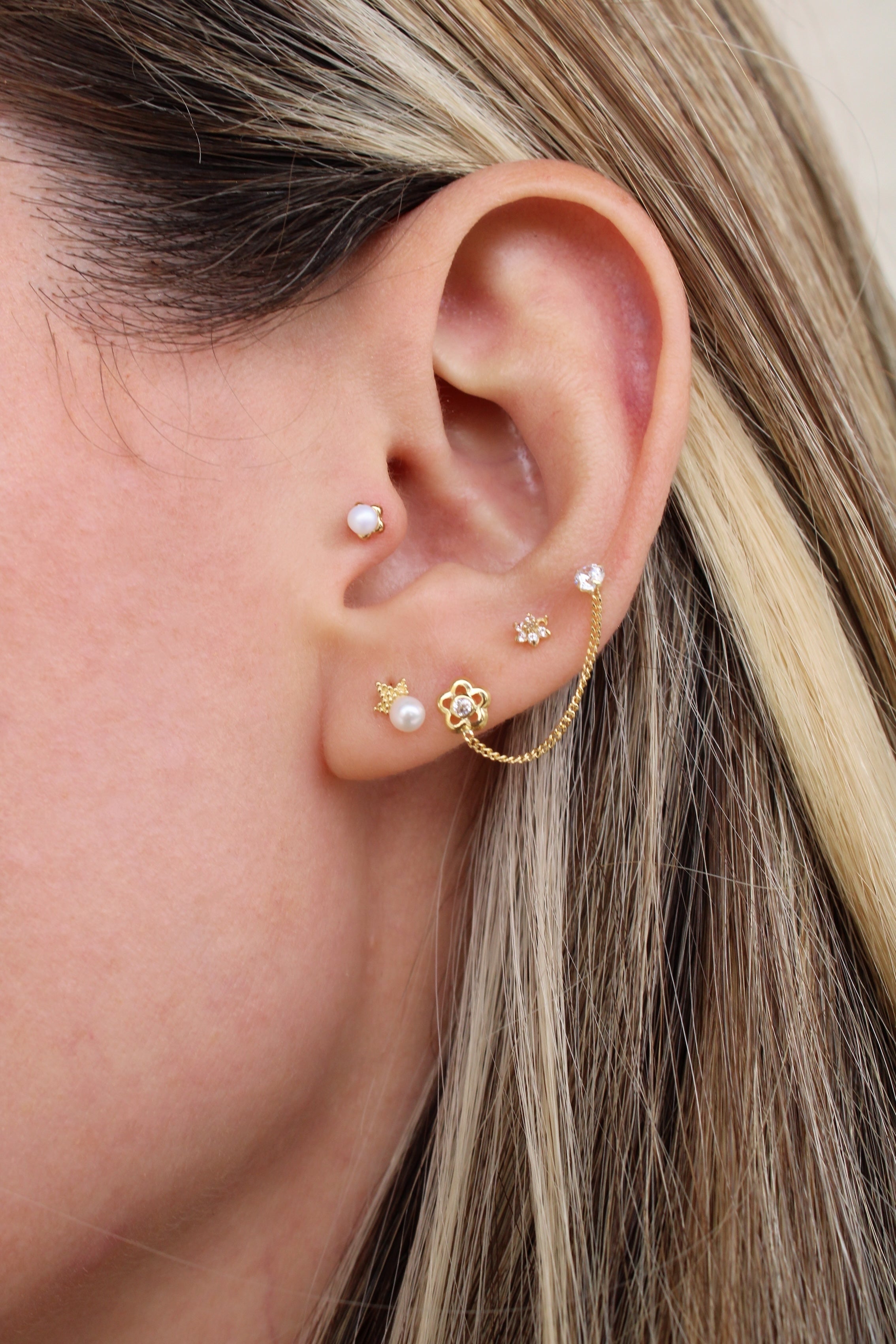 Broqueles y piercings de oro sólido – Luulla Joyería