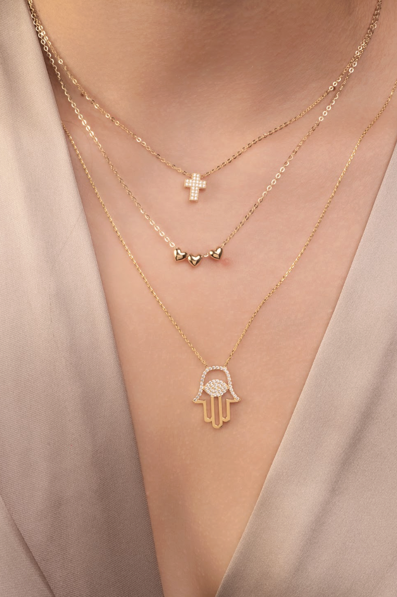 Collares de oro con dijes – Luulla Joyería